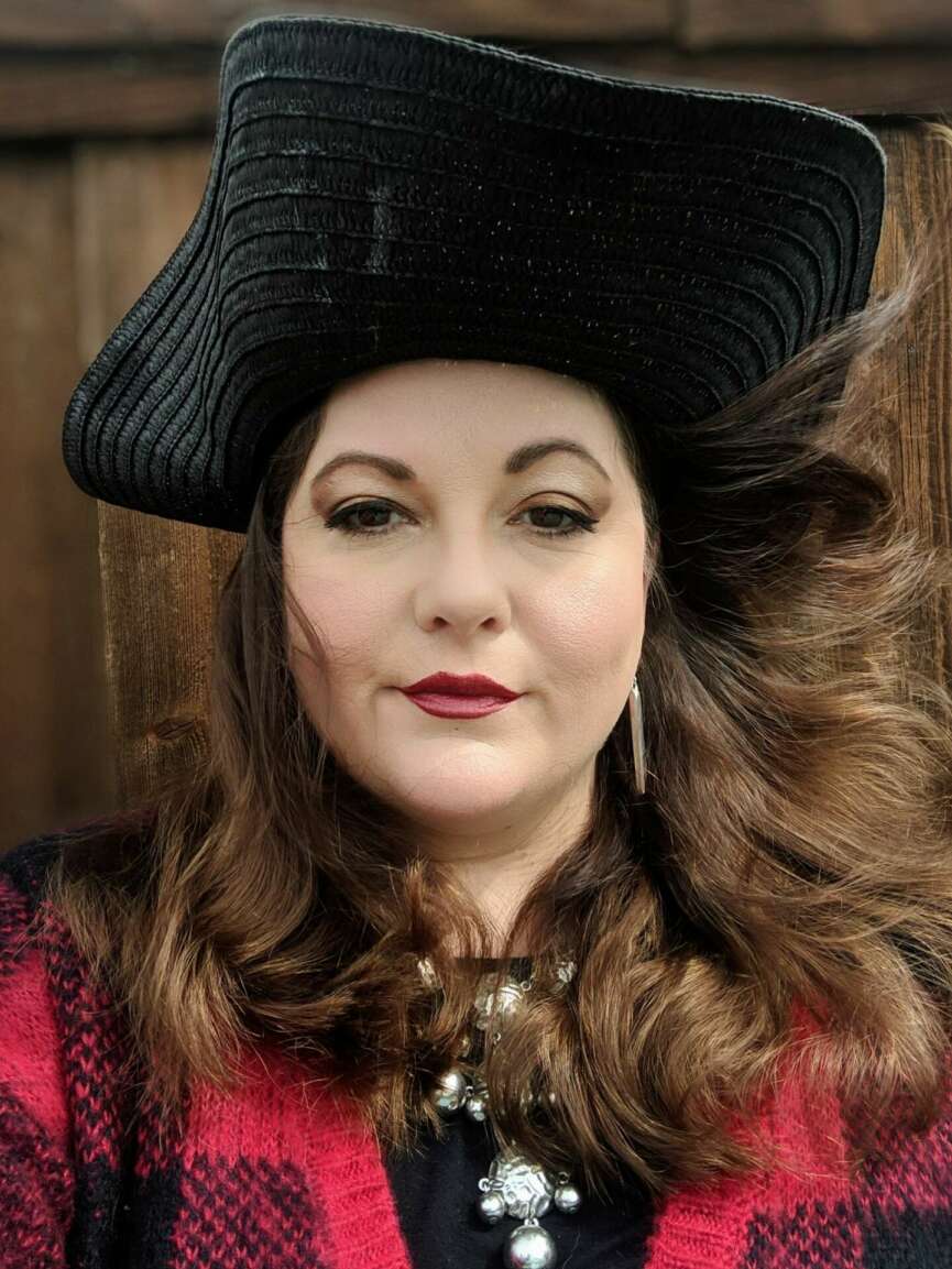 Meet Michelle Booth - CanvasRebel Magazine