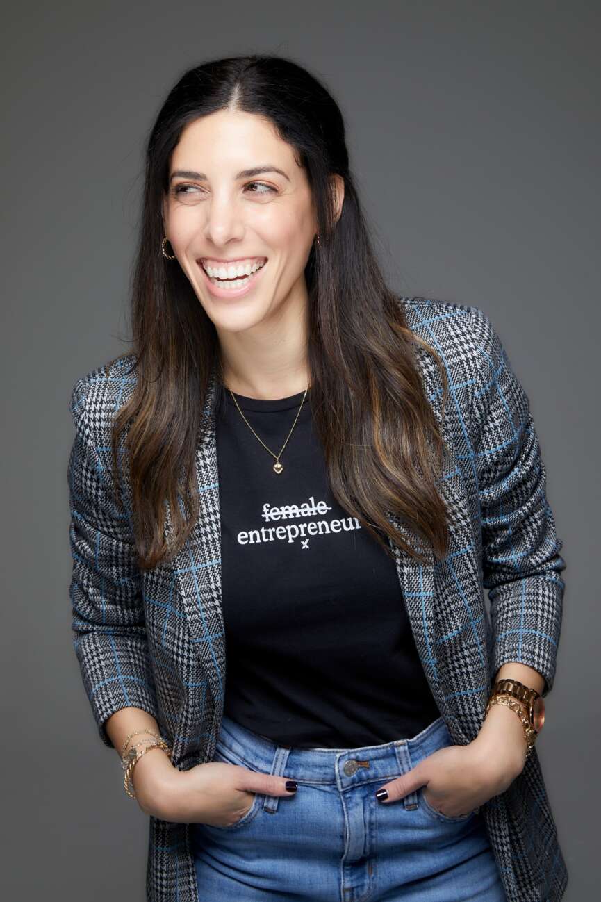 Meet Alexa Carlin – CanvasRebel Magazine