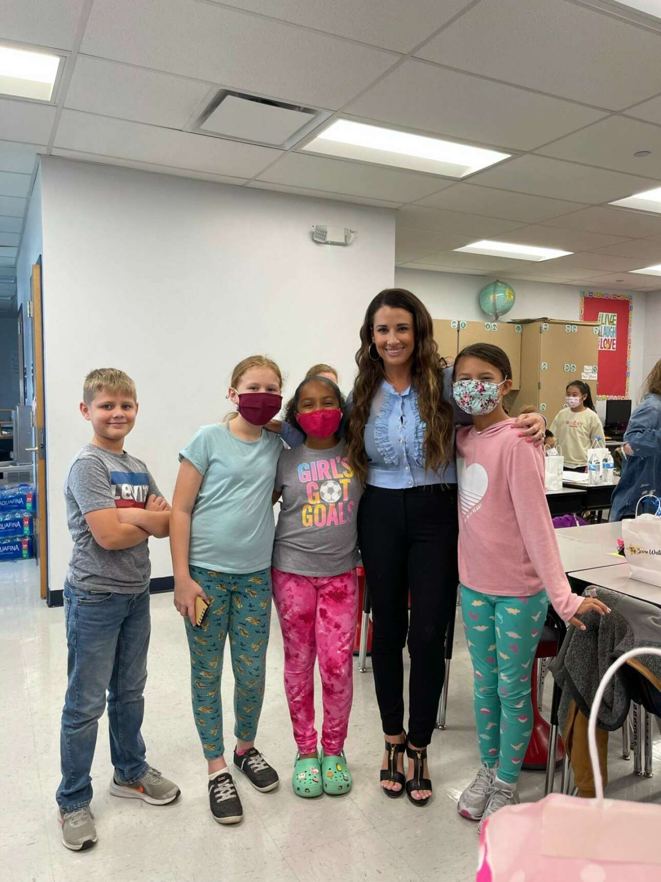 Meet Lisa Collum – CanvasRebel Magazine