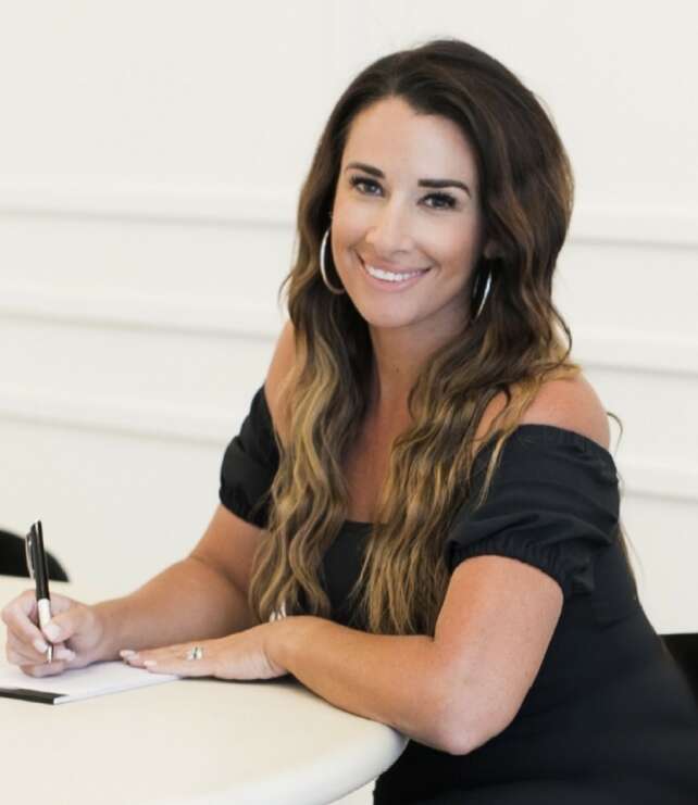 Meet Lisa Collum - CanvasRebel Magazine