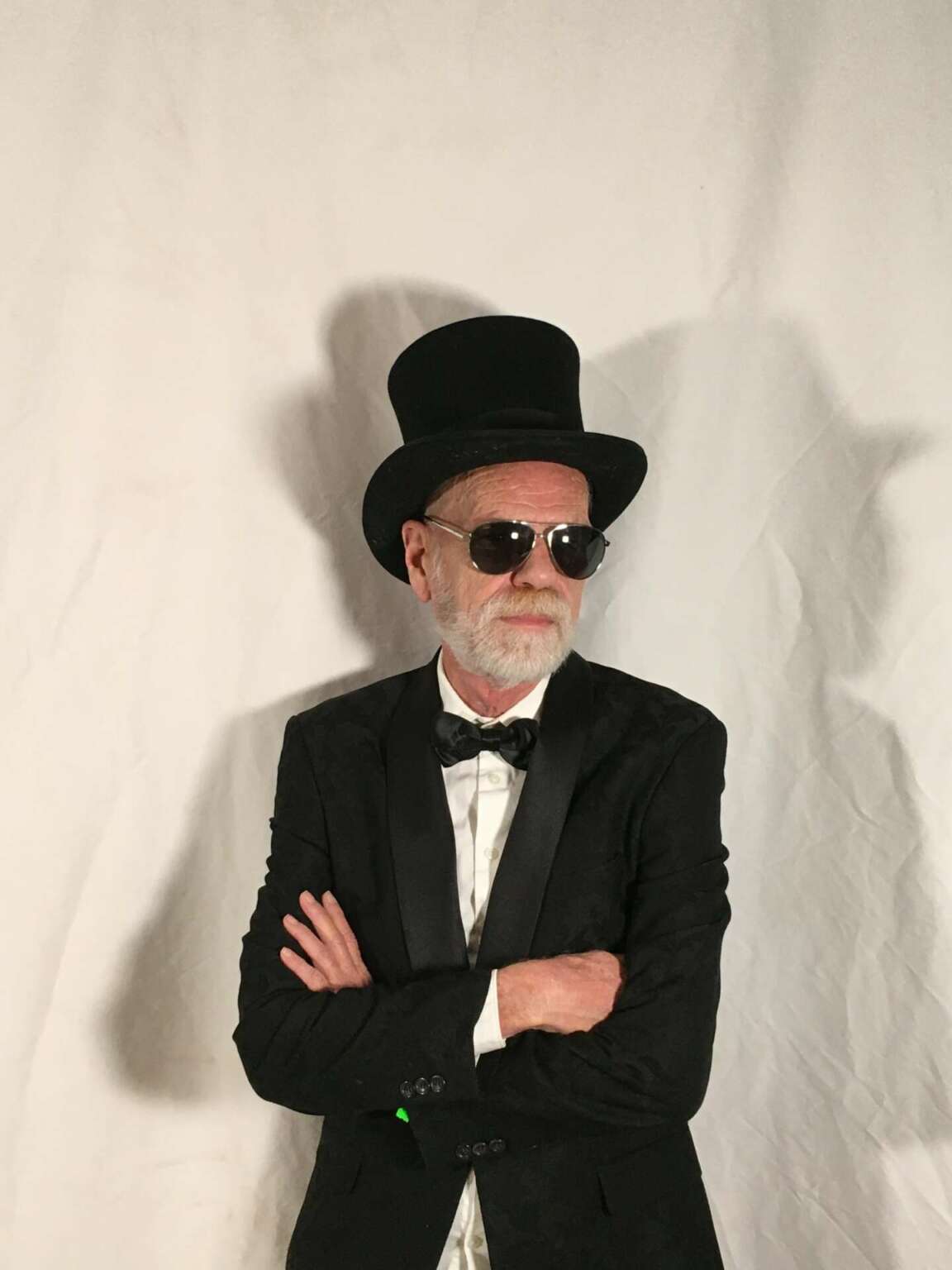 Meet Robin Baker - CanvasRebel Magazine
