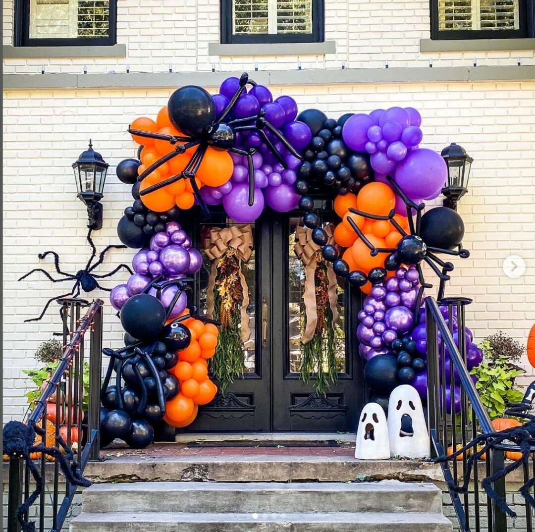 Meet Jessica Jennings Alex Dobin - CanvasRebel Magazine