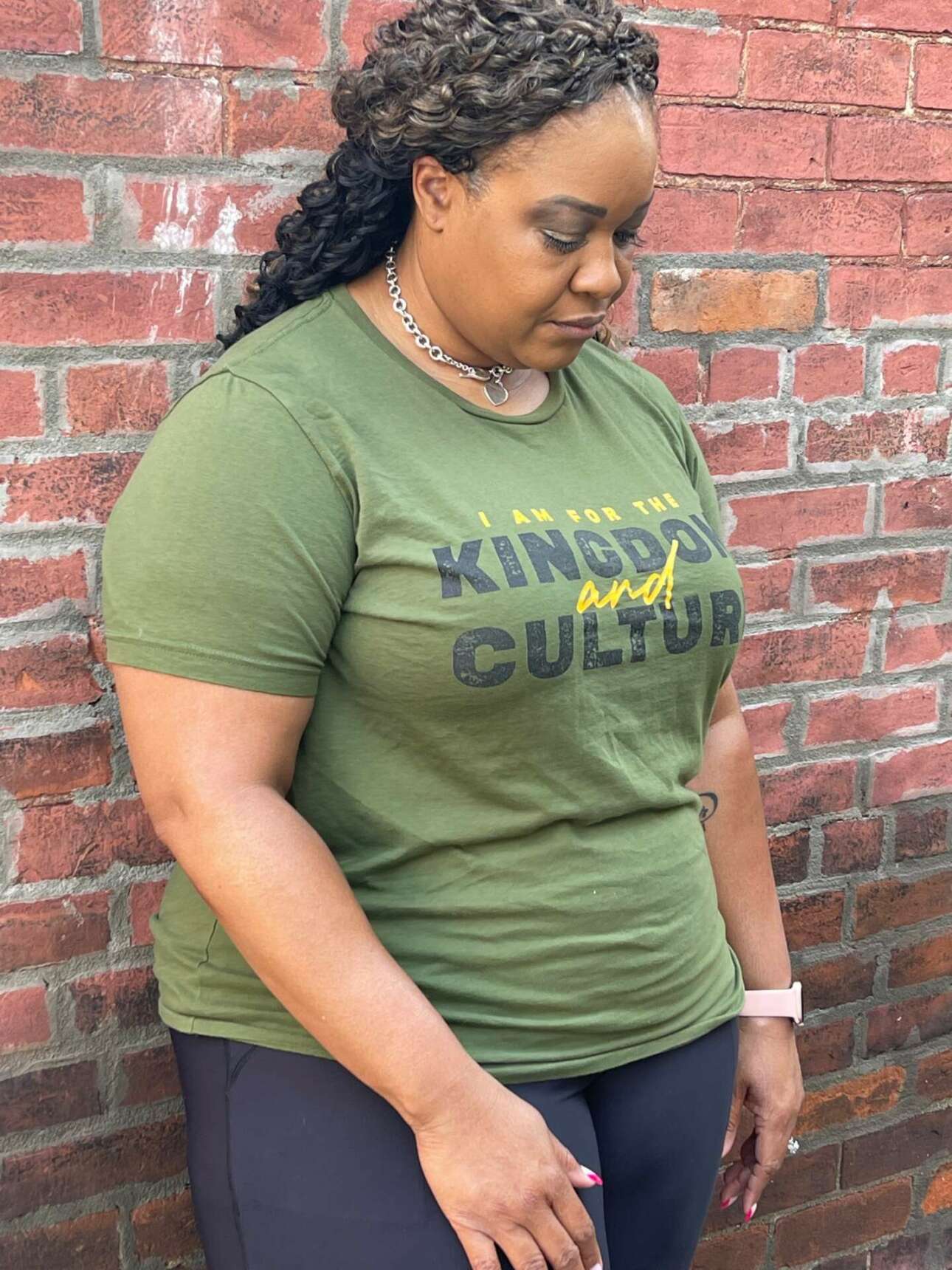 Meet Jean Ross – CanvasRebel Magazine