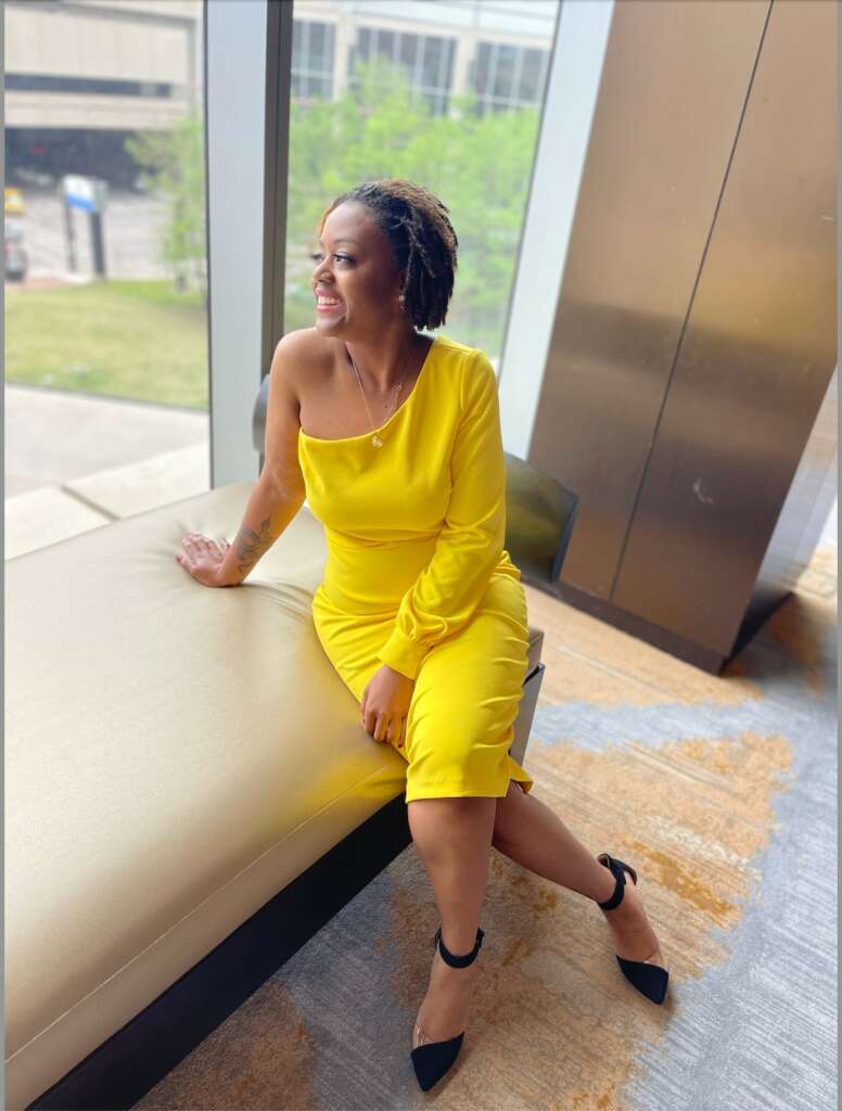 Meet Kayla Mainja – CanvasRebel Magazine
