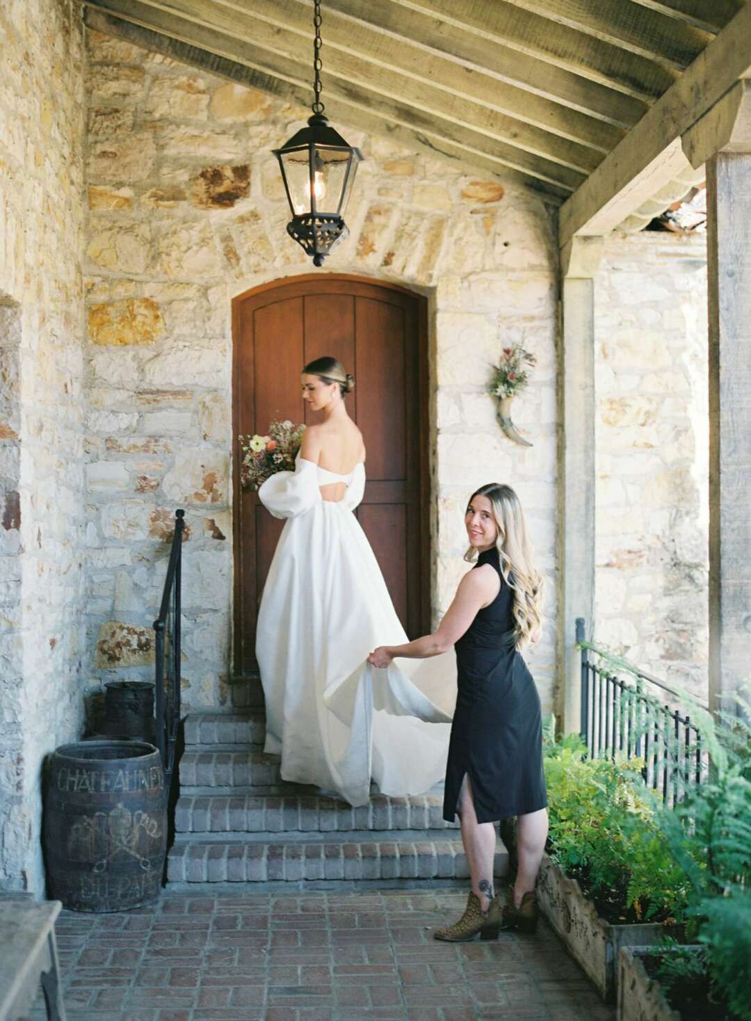 Meet Violet Johnson – CanvasRebel Magazine