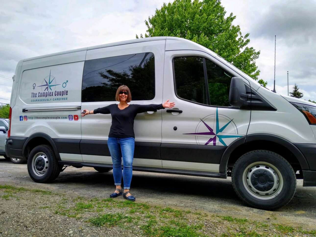 Meet Jennifer Hooper – CanvasRebel Magazine