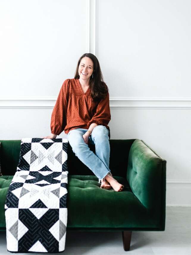 Meet Amy Schelle – CanvasRebel Magazine
