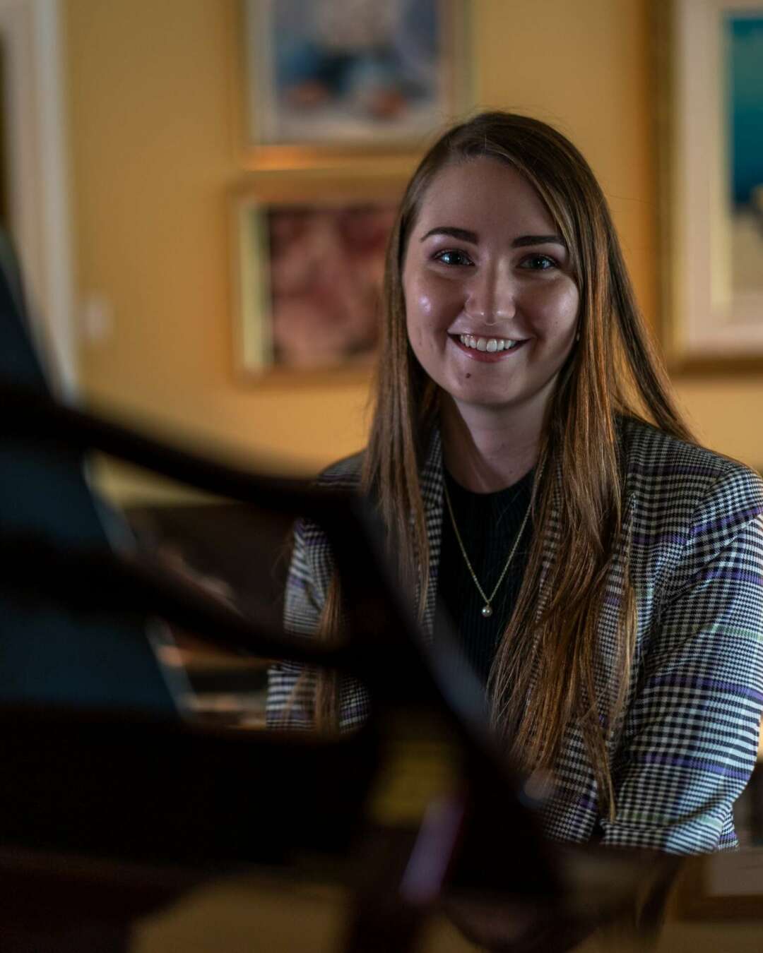 Meet Elizabeth Davidson - CanvasRebel Magazine