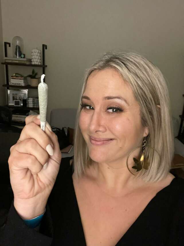 Meet Jennifer Axcell – CanvasRebel Magazine