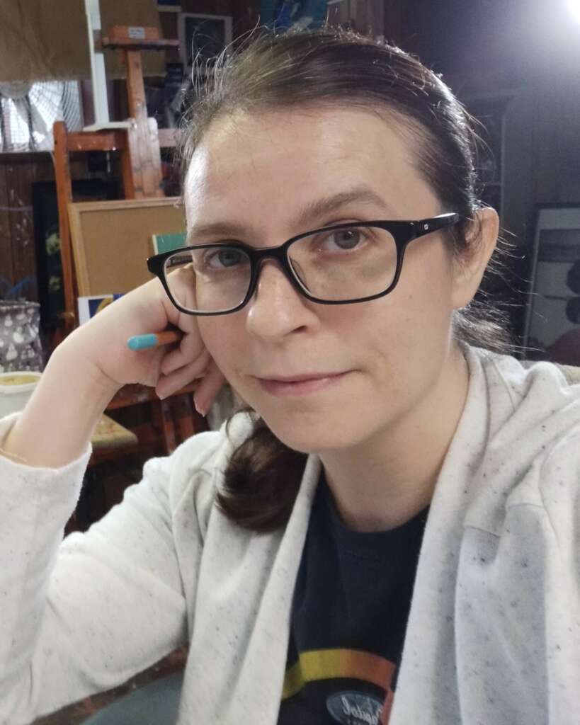 Meet Leslie Murphy – CanvasRebel Magazine