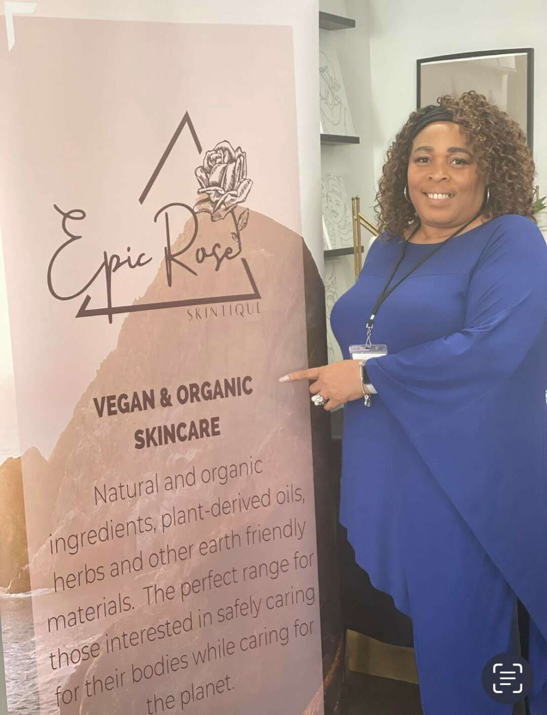 Meet Monique Shipp-Cooper – CanvasRebel Magazine