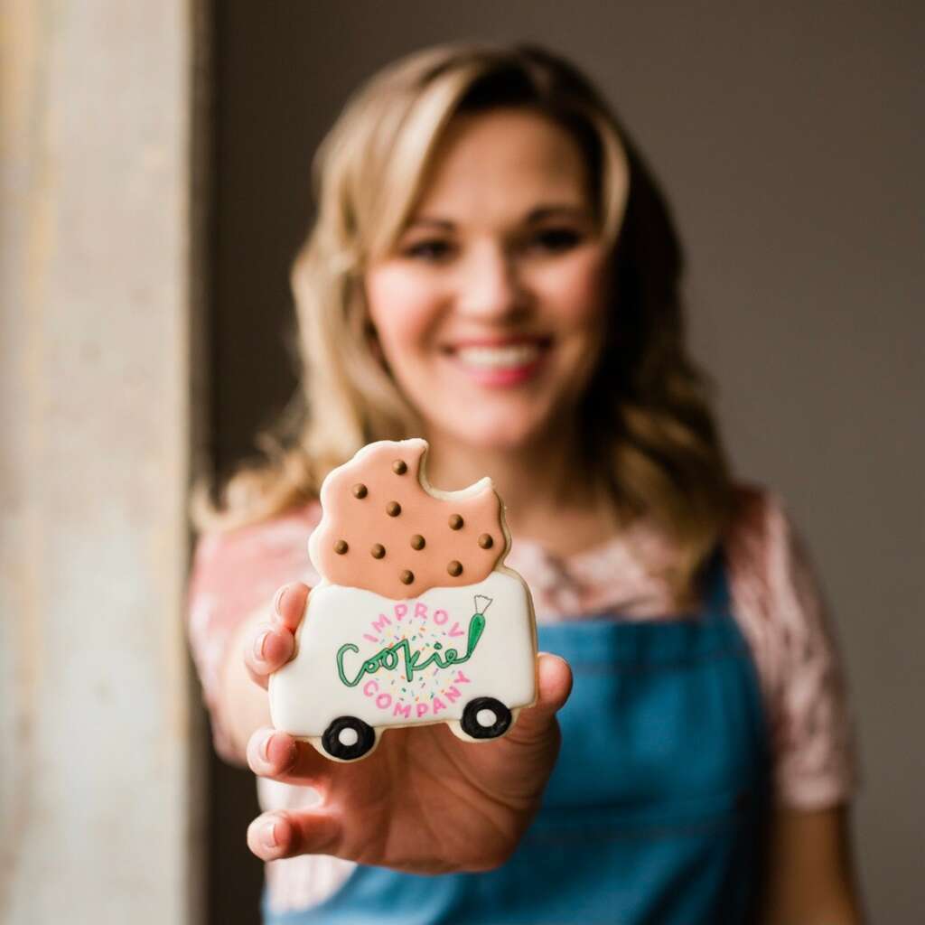 Meet Alexis Airington - CanvasRebel Magazine