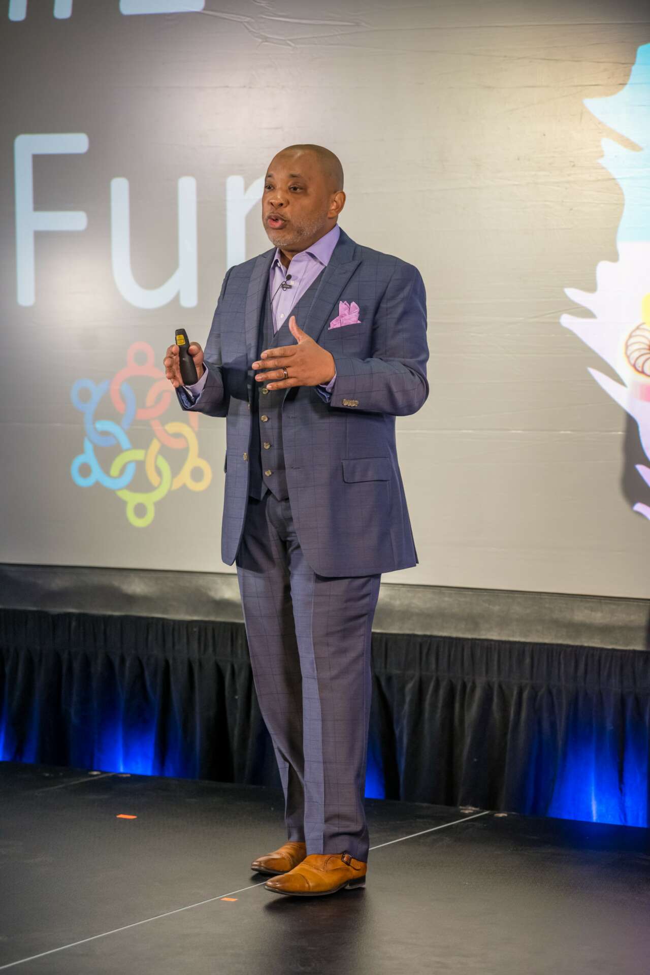 Meet Glen Guyton – CanvasRebel Magazine