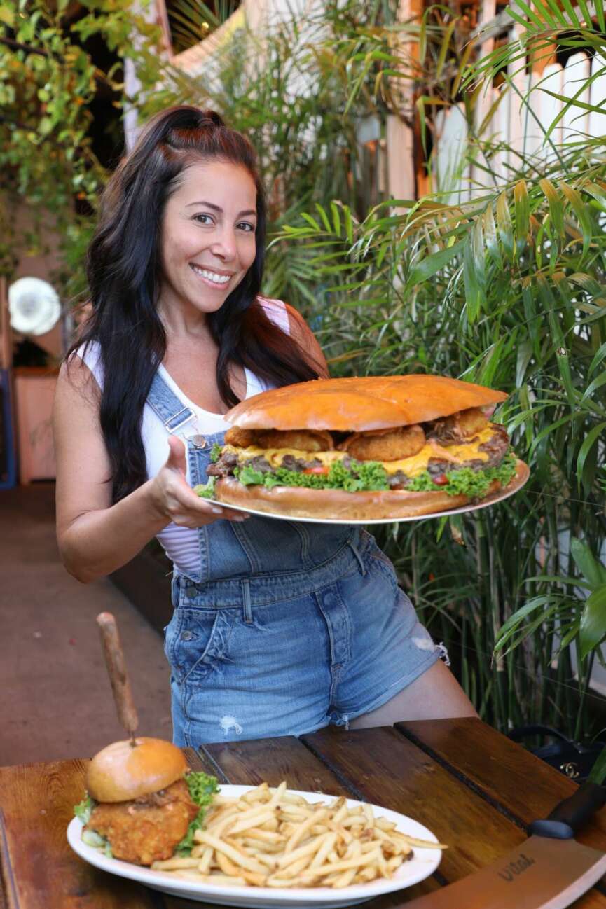 Meet Rachel Samson – CanvasRebel Magazine