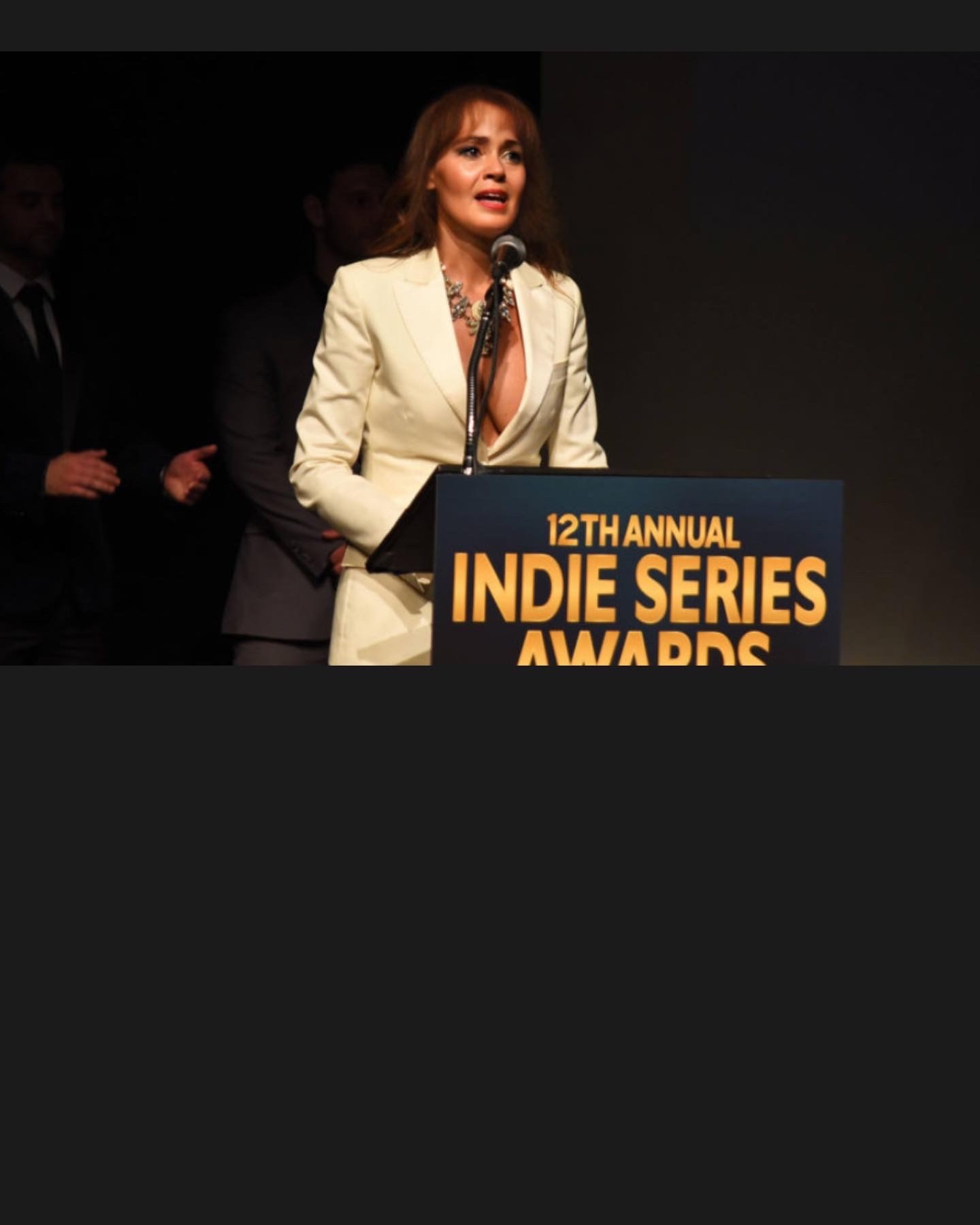 Meet Lauren B Martin - CanvasRebel Magazine