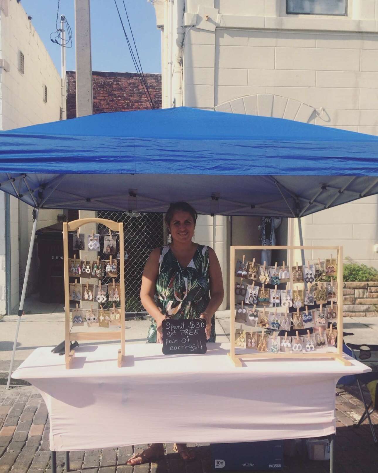 Meet Angela Declet - CanvasRebel Magazine