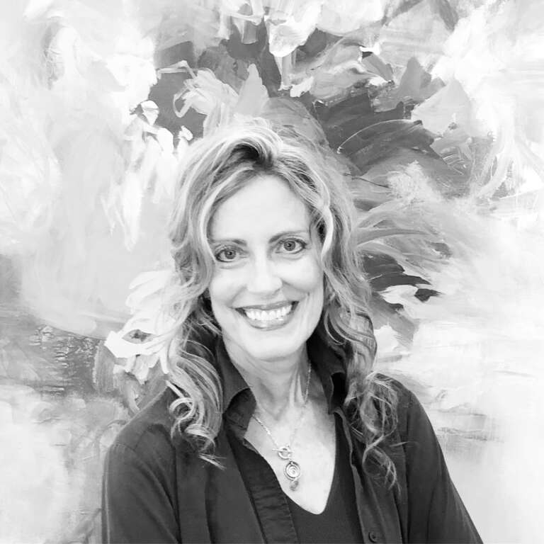 Meet Cat Tesla – CanvasRebel Magazine