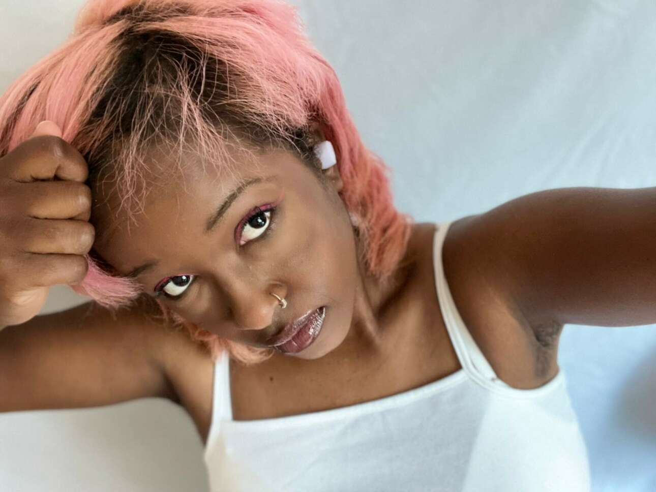 Meet Clio Lang – CanvasRebel Magazine