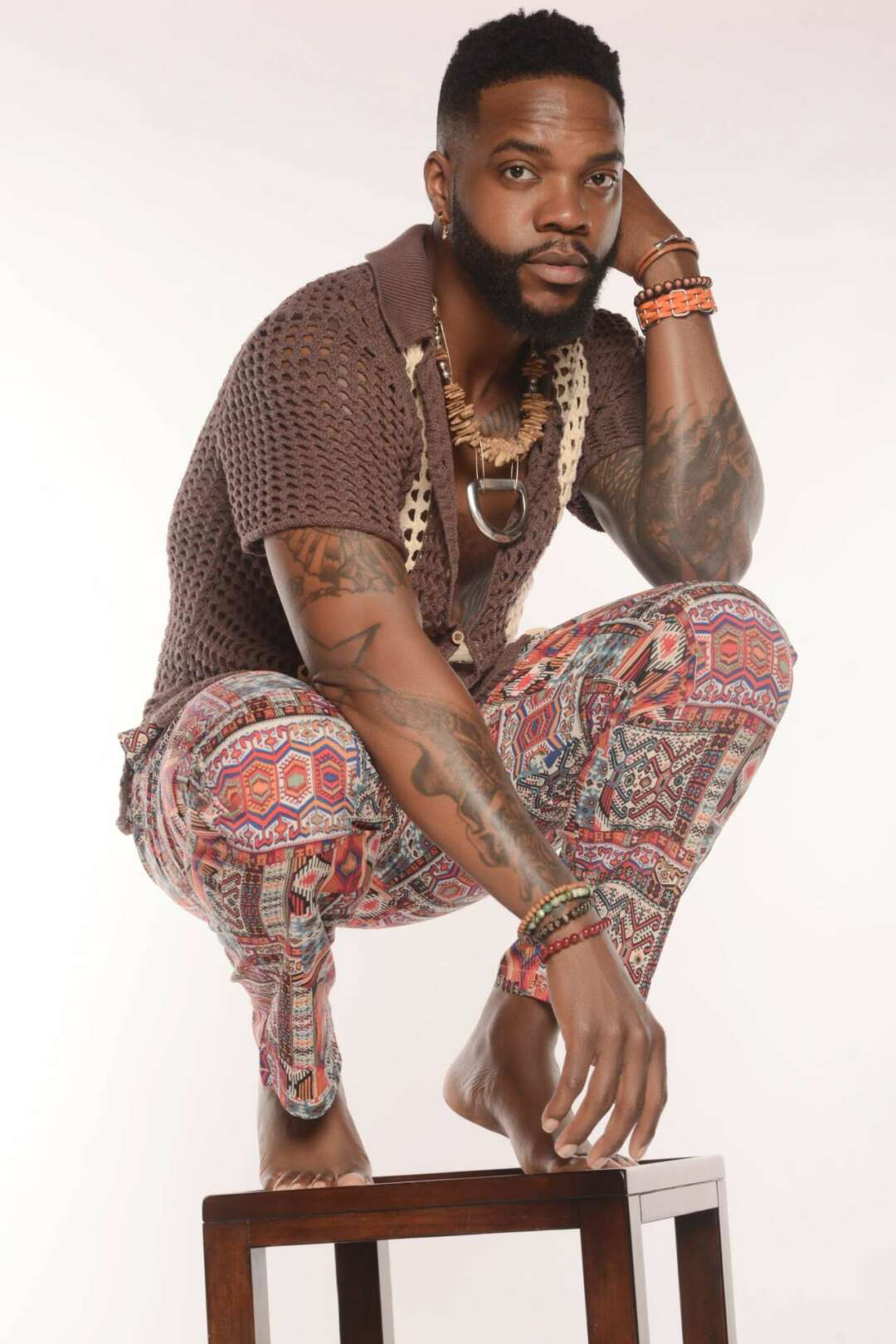 Meet Gregory Stringz EMB” Bowdry” – CanvasRebel Magazine