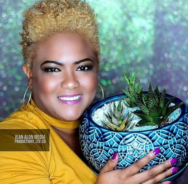 Meet Kim Cook - CanvasRebel Magazine