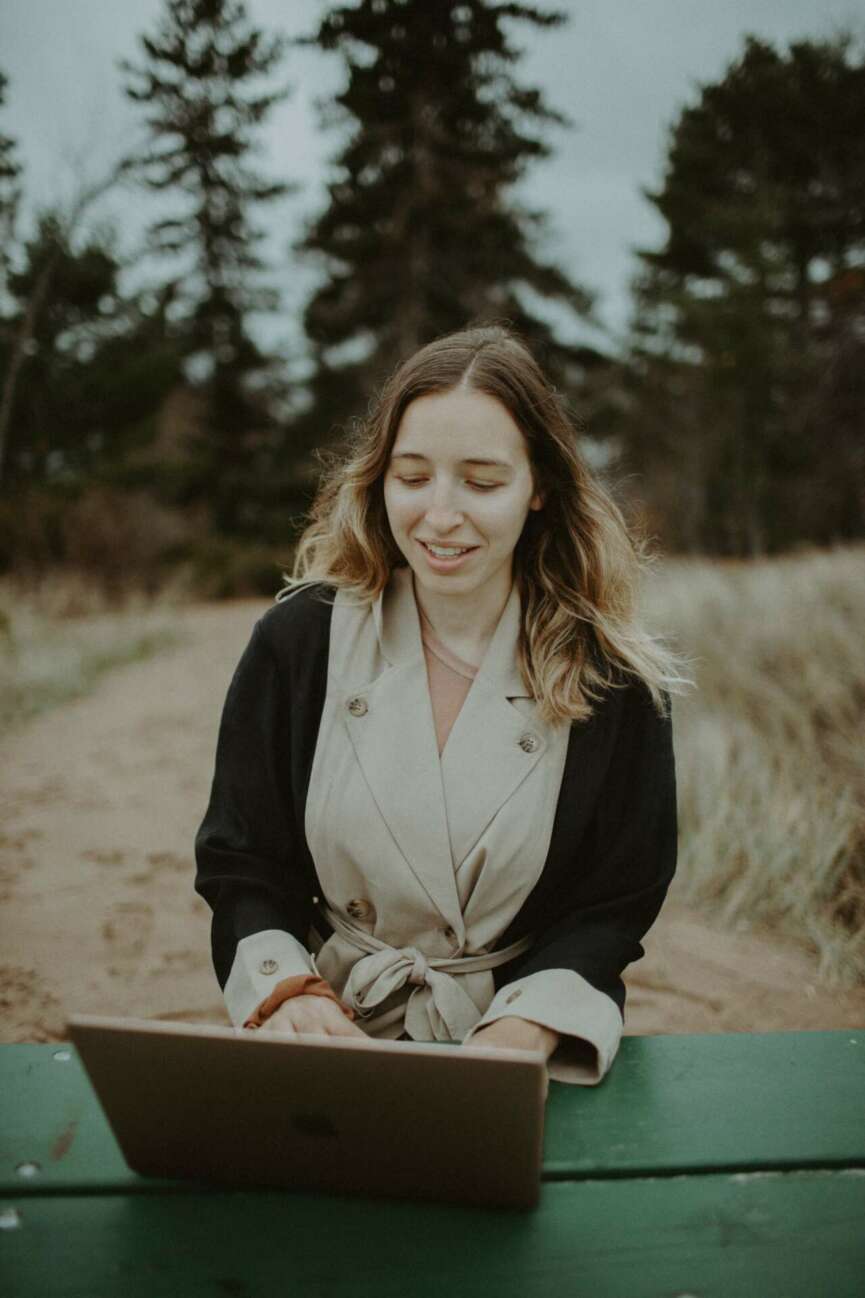 Meet Maddie Cohen – CanvasRebel Magazine