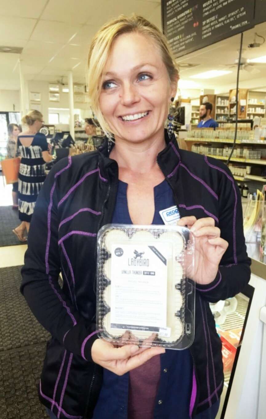 Meet Nicole Pinedo - CanvasRebel Magazine