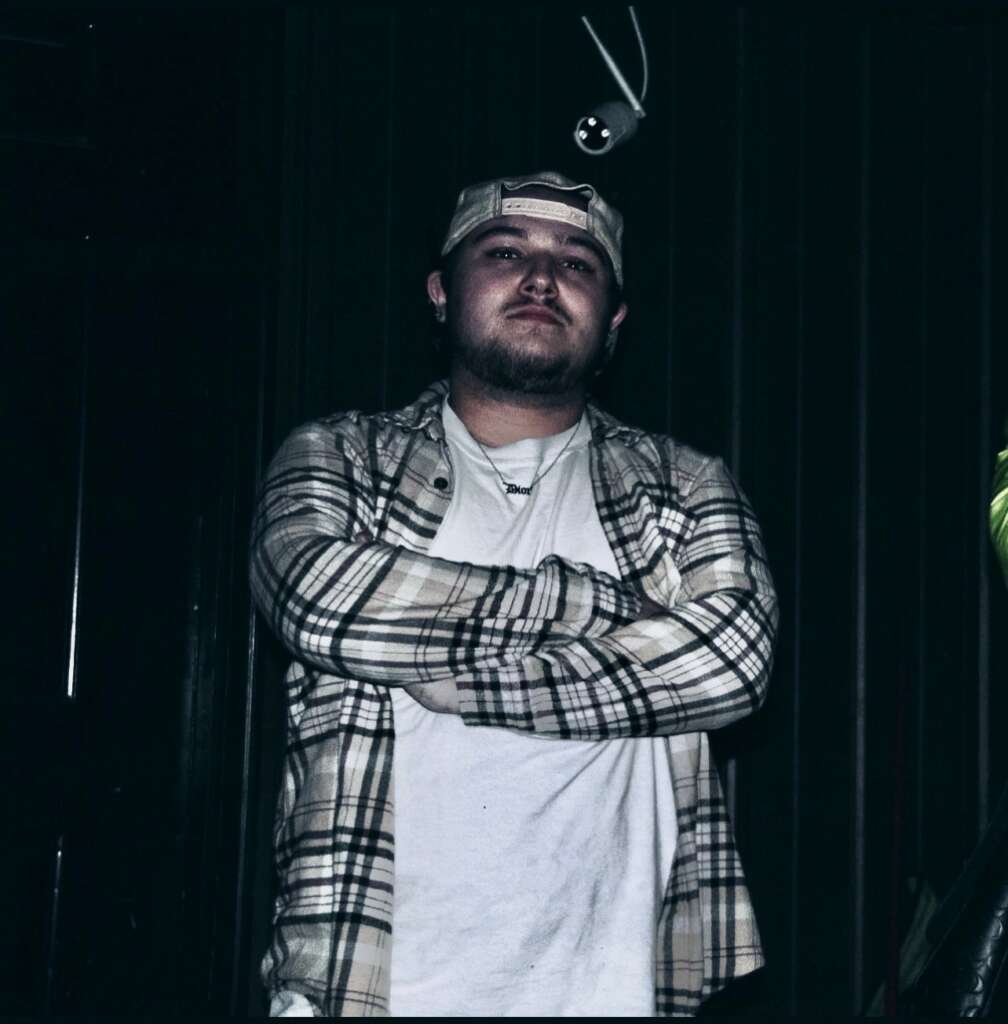 Meet Zach Gordon – CanvasRebel Magazine