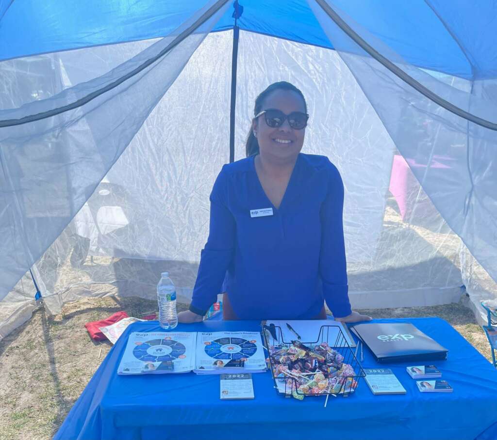 Meet Yandry Mastromihalis – CanvasRebel Magazine