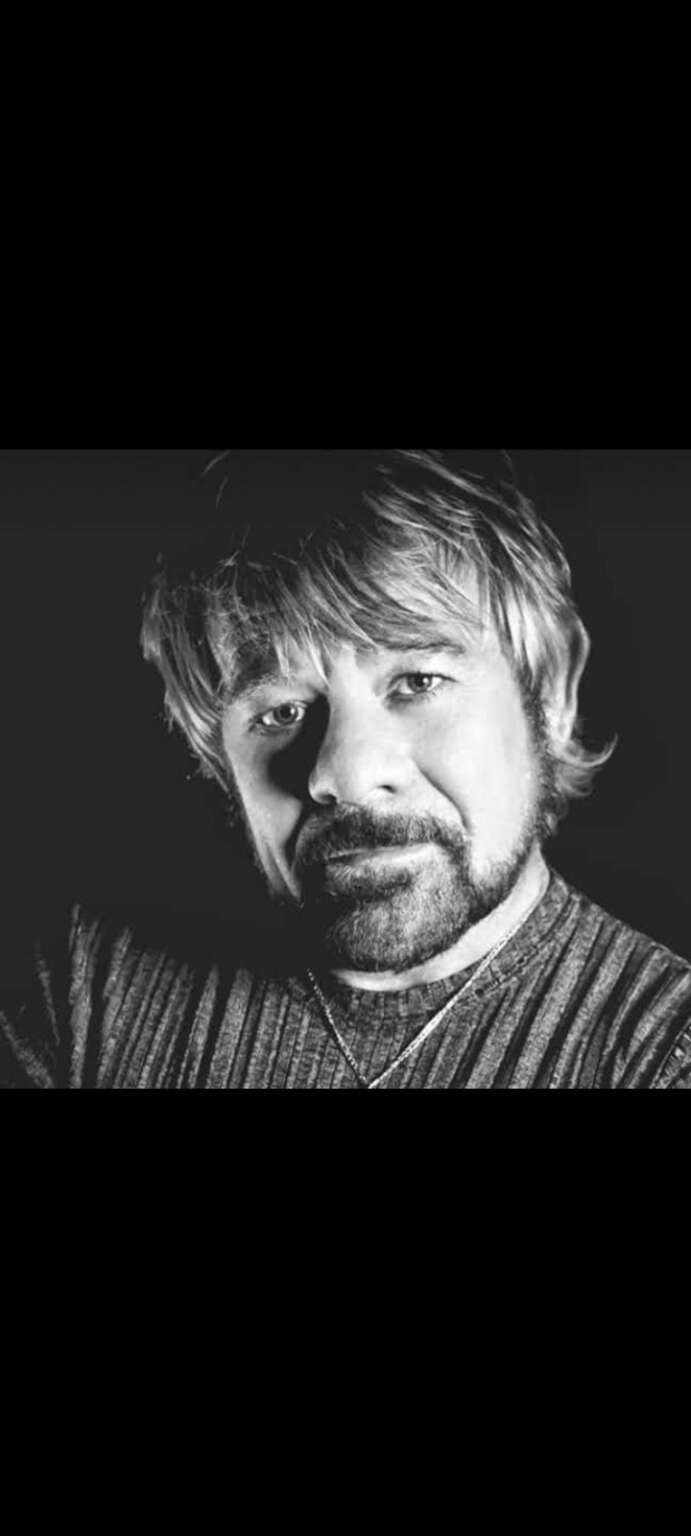 Meet Luke Loy – CanvasRebel Magazine