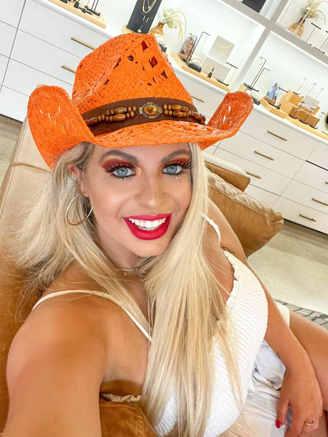 Meet Anna Henry - CanvasRebel Magazine