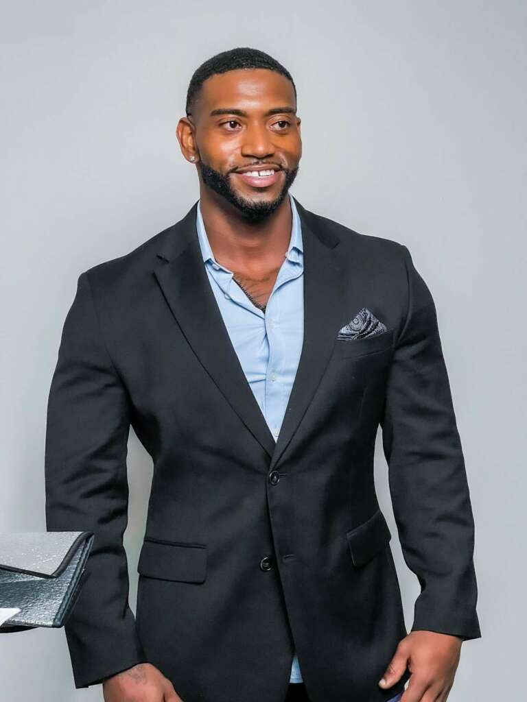 Meet Charles Rucker - CanvasRebel Magazine