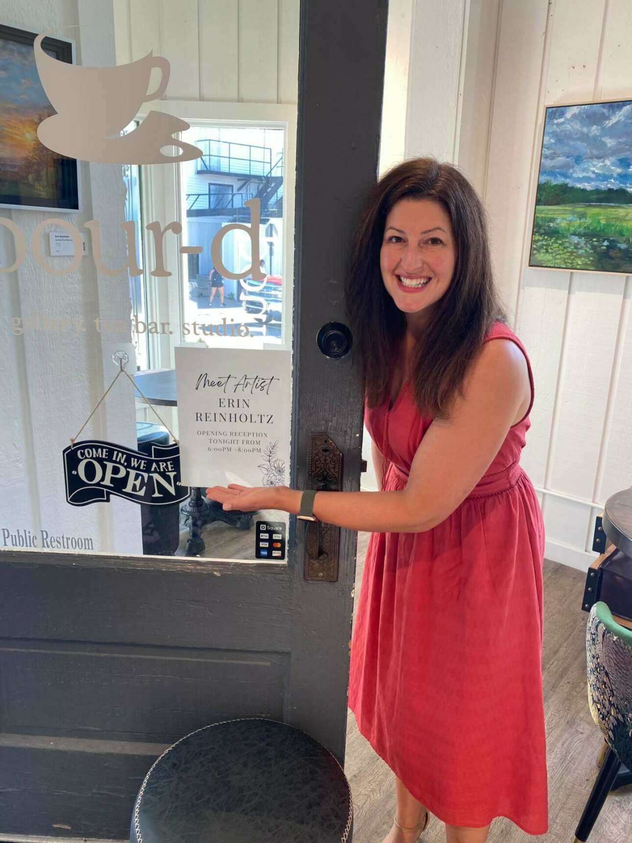 Meet Erin Reinholtz - CanvasRebel Magazine