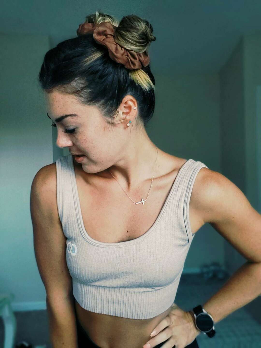 Meet Faith Ellis - CanvasRebel Magazine