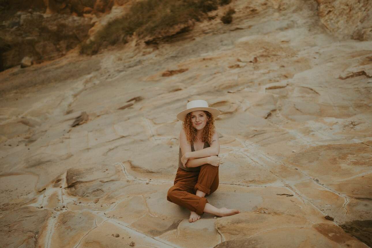 Meet Harriet Thompson – CanvasRebel Magazine