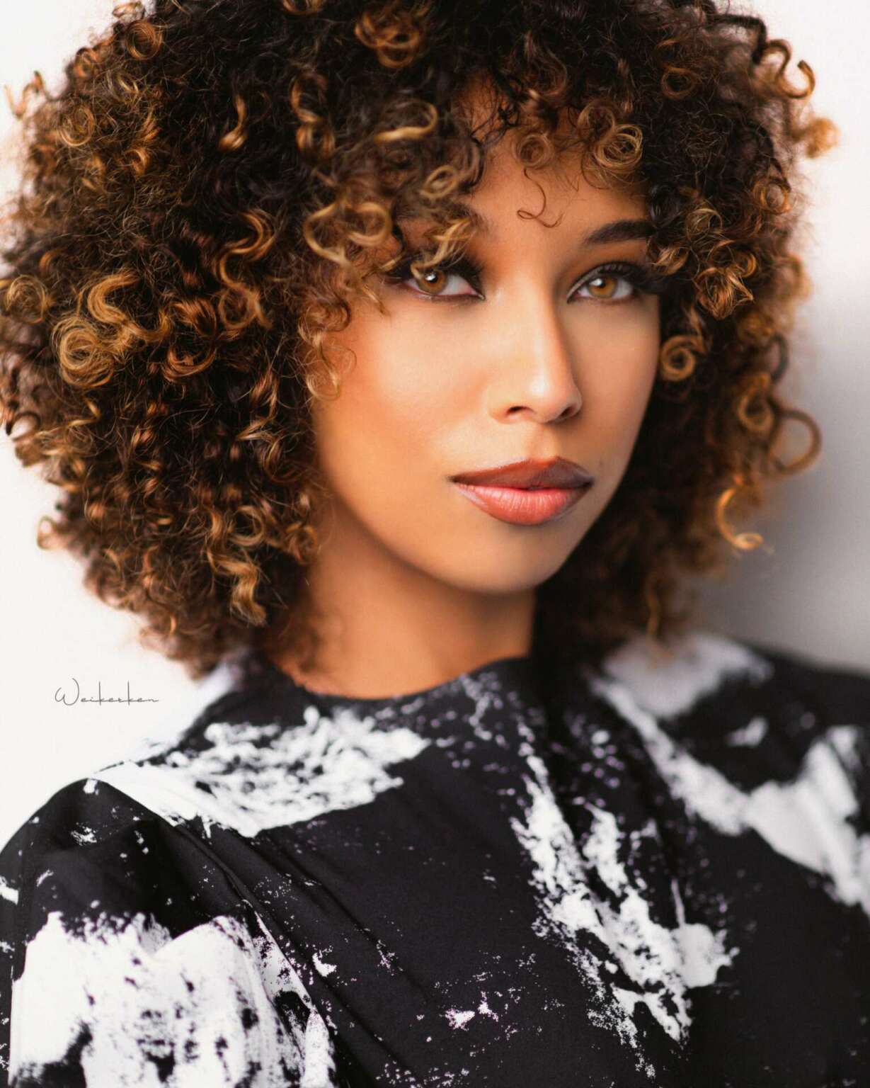 Meet Jasmine Jackson – CanvasRebel Magazine