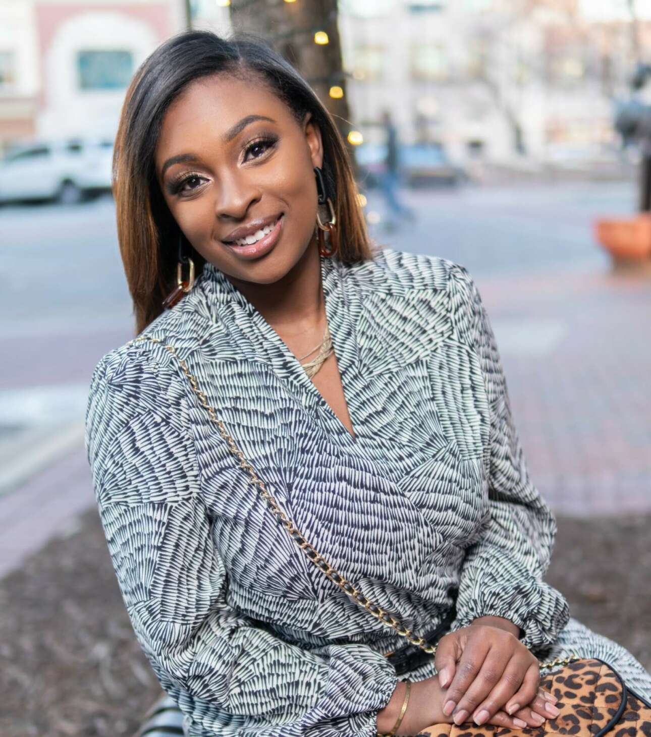 Meet Jasmine Young – CanvasRebel Magazine