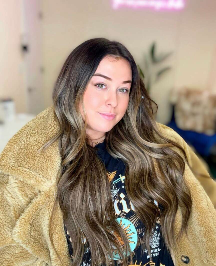 Meet Lisa Harris - CanvasRebel Magazine