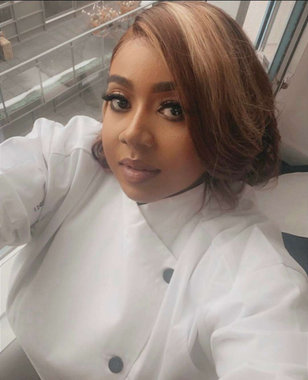 Meet Michelle Rochester – CanvasRebel Magazine