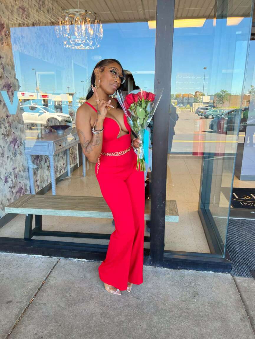 Meet Robin Shavon - CanvasRebel Magazine