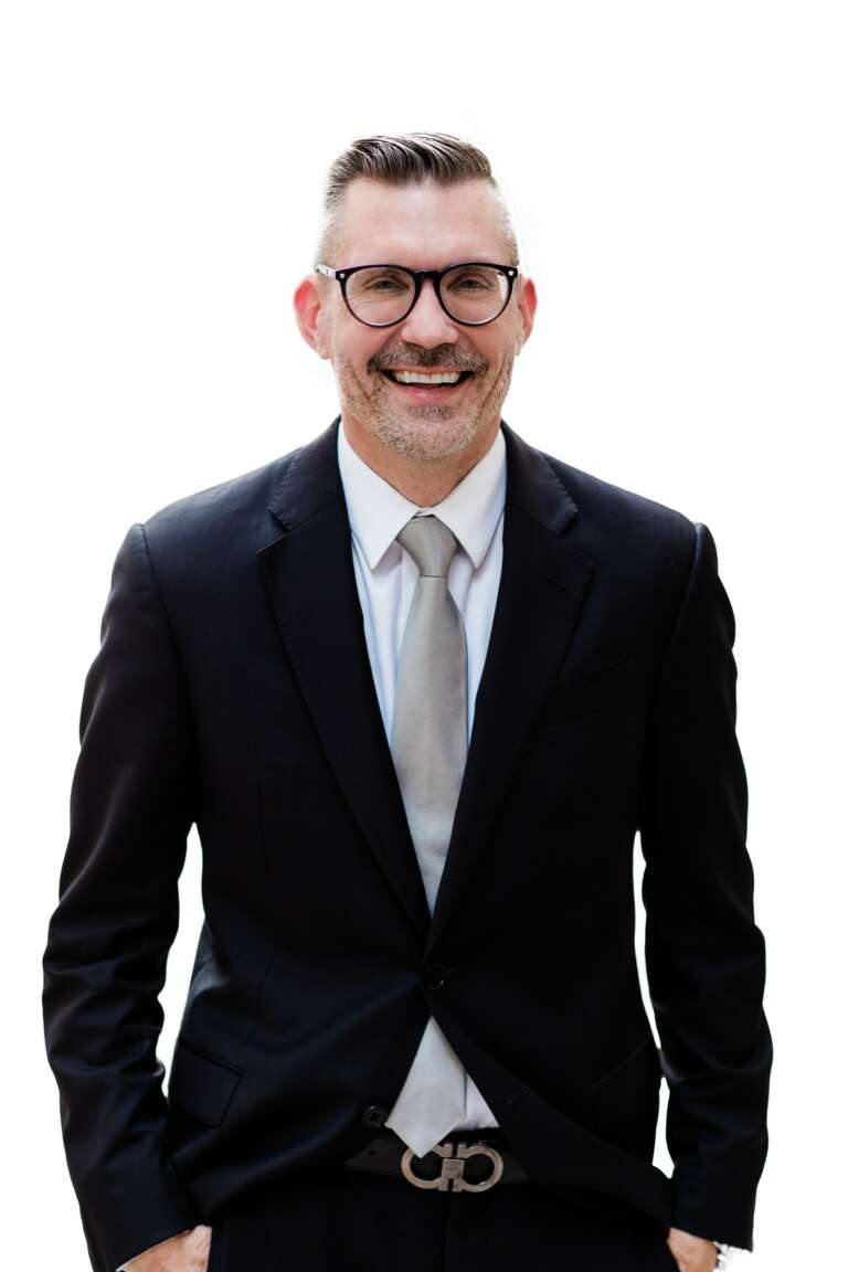 Meet Sam Mullen - CanvasRebel Magazine