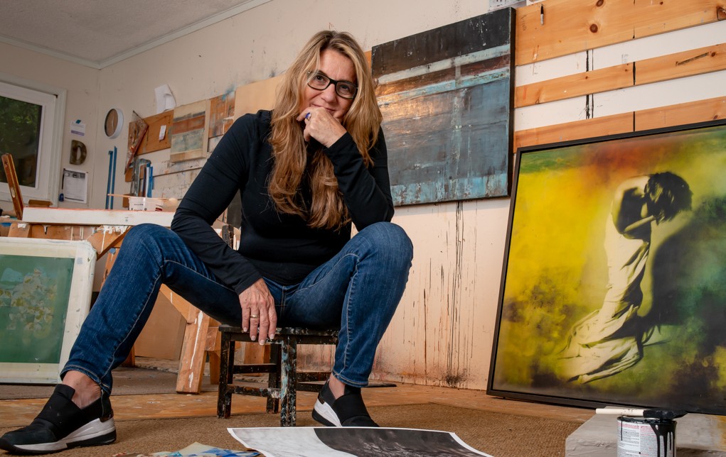 Signing with an Agent - CanvasRebel Magazine