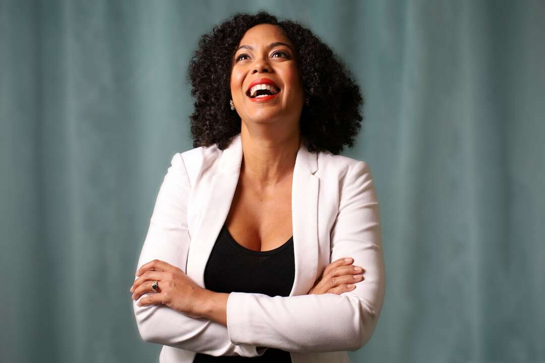 Meet Wanda Davila - CanvasRebel Magazine