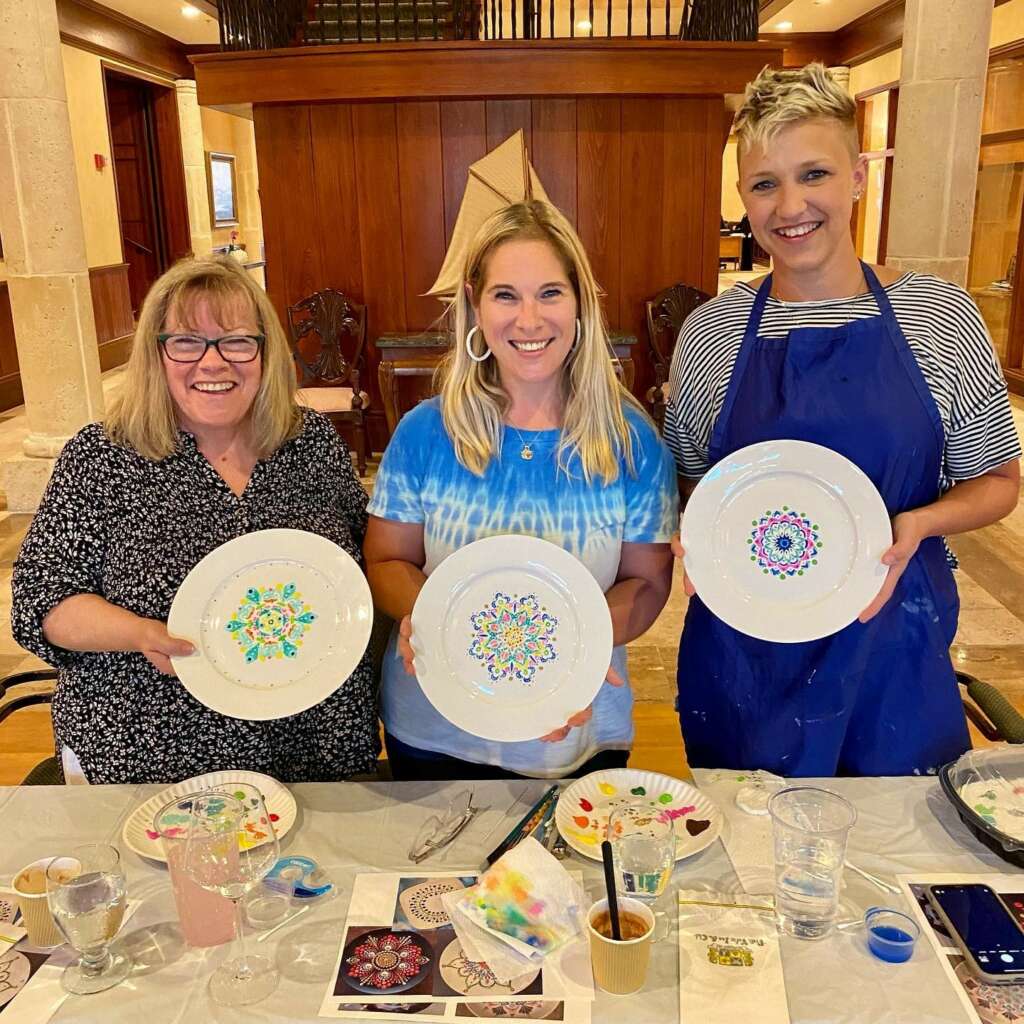 Meet Amanda Moon - CanvasRebel Magazine