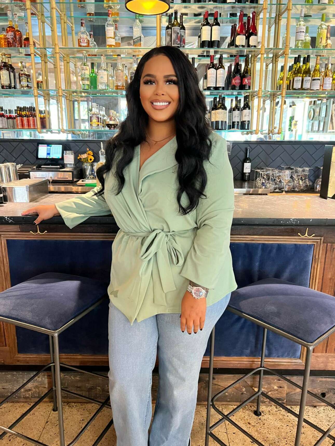 Meet Aishia Cobb. - CanvasRebel Magazine