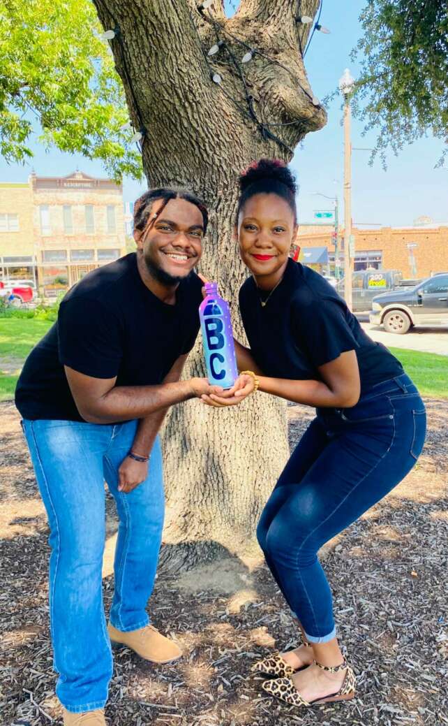 Meet Chloe Trent and Deken Taylor – CanvasRebel Magazine