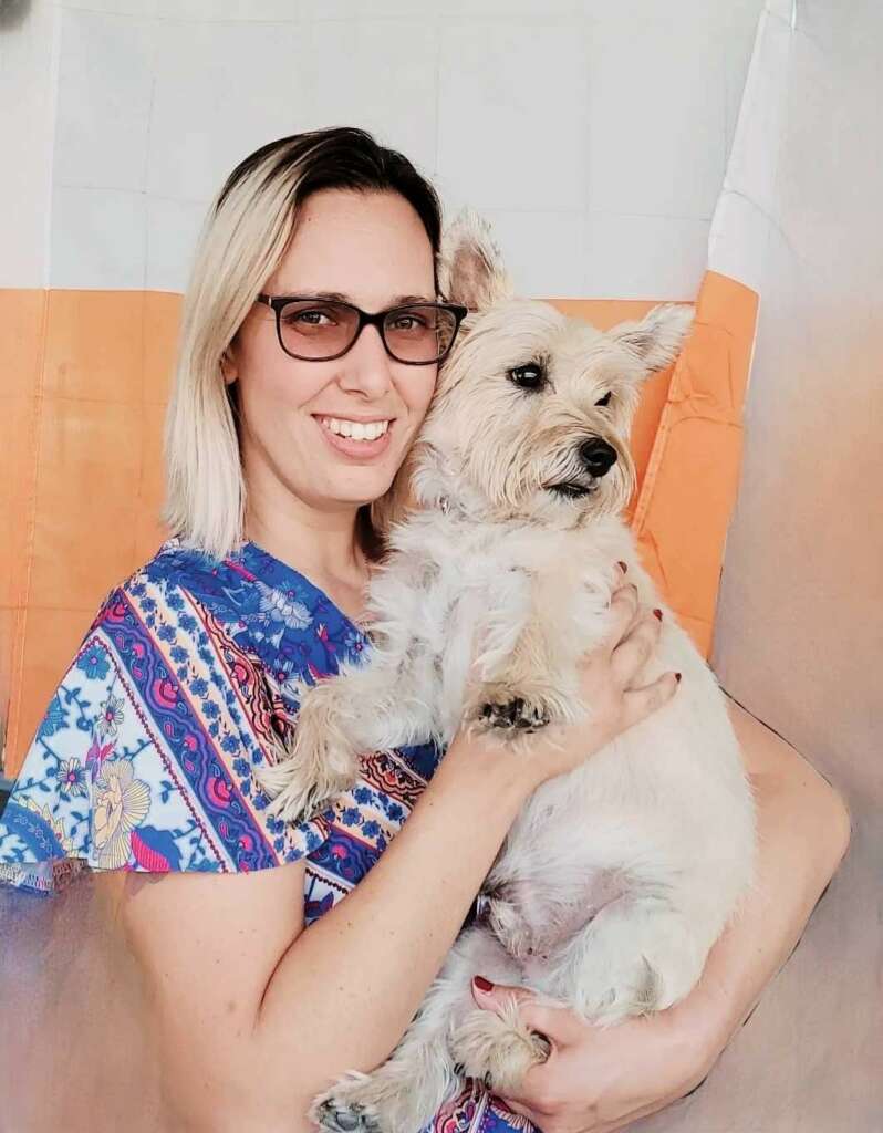 Meet Diana Gray – CanvasRebel Magazine