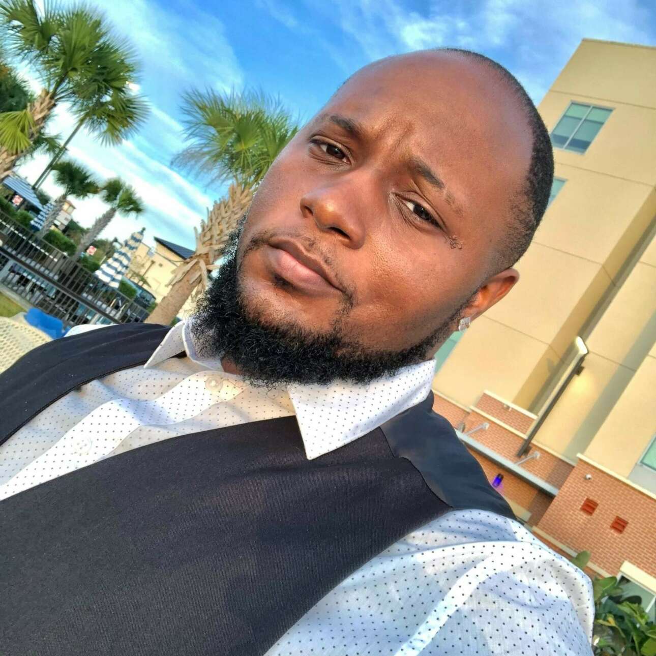 Meet Dwayne Green - CanvasRebel Magazine