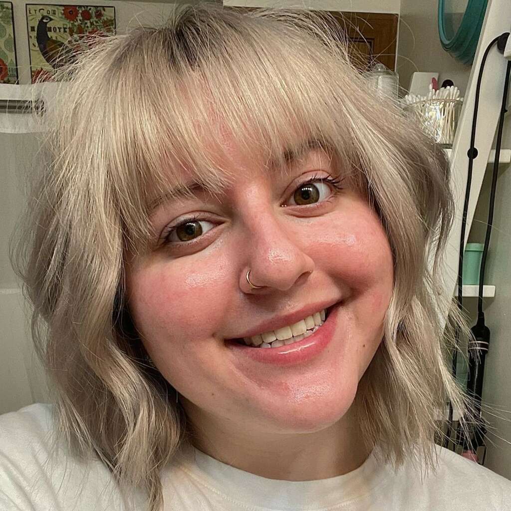 Meet Emily Welch - CanvasRebel Magazine