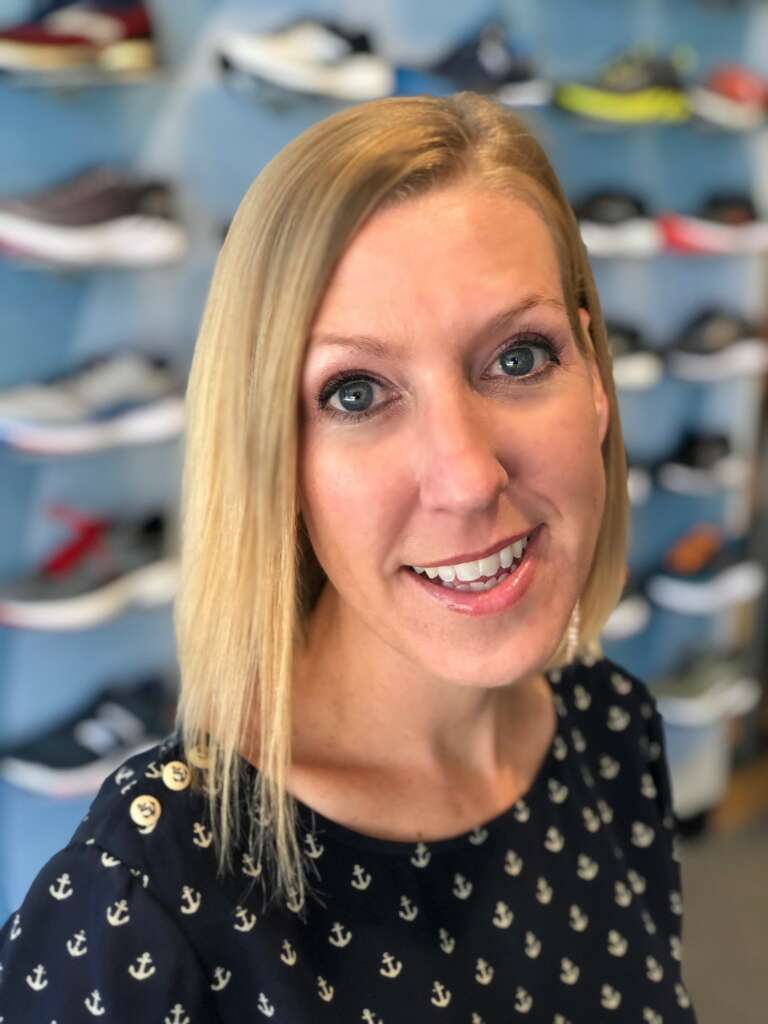 Meet Kathy Gates – CanvasRebel Magazine