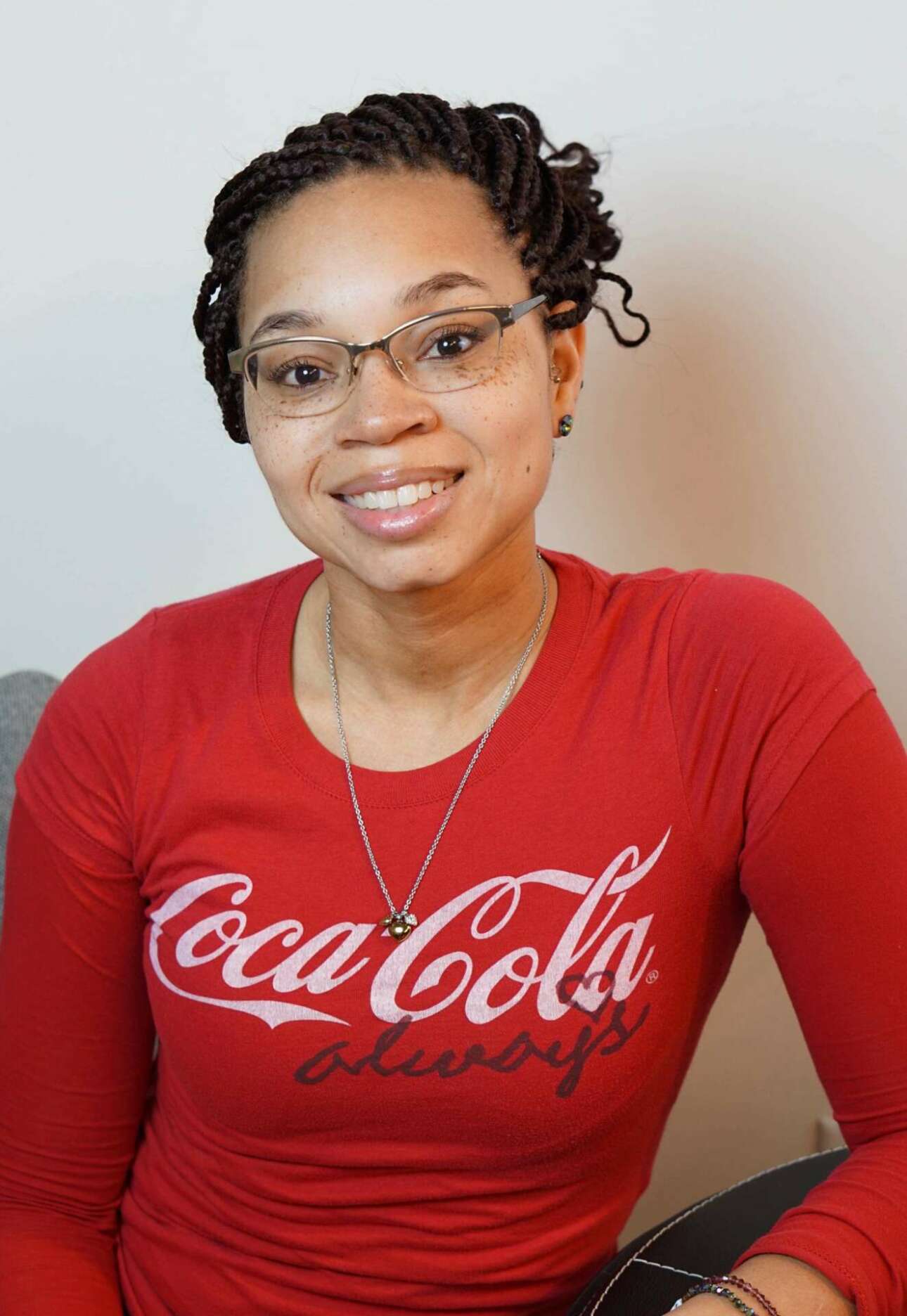 Meet Vivian Wilson Bluett – CanvasRebel Magazine